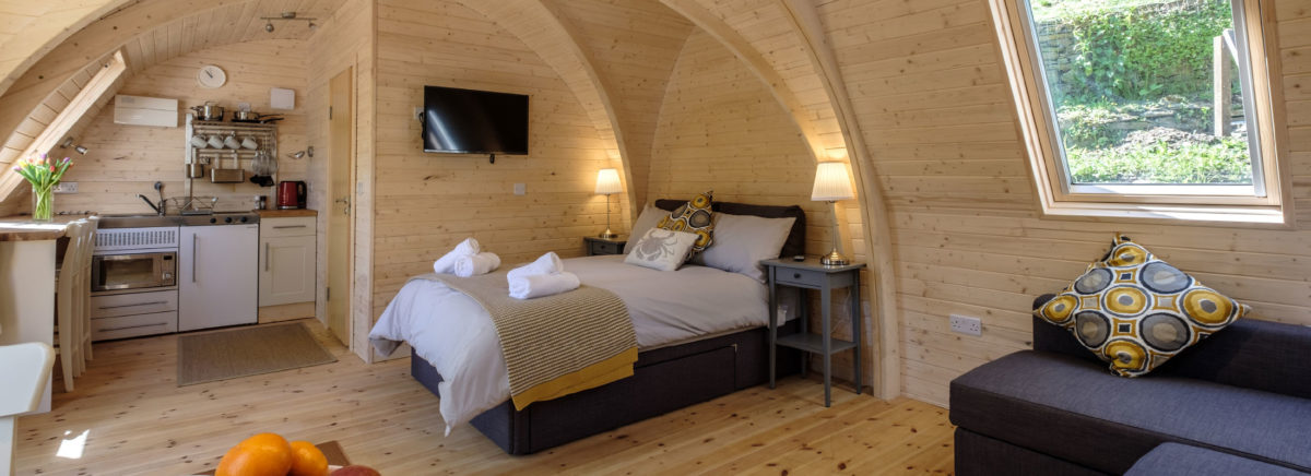 Padstow-creek-holiday-accommodation-cornwall-luxury-glamping-pods ...